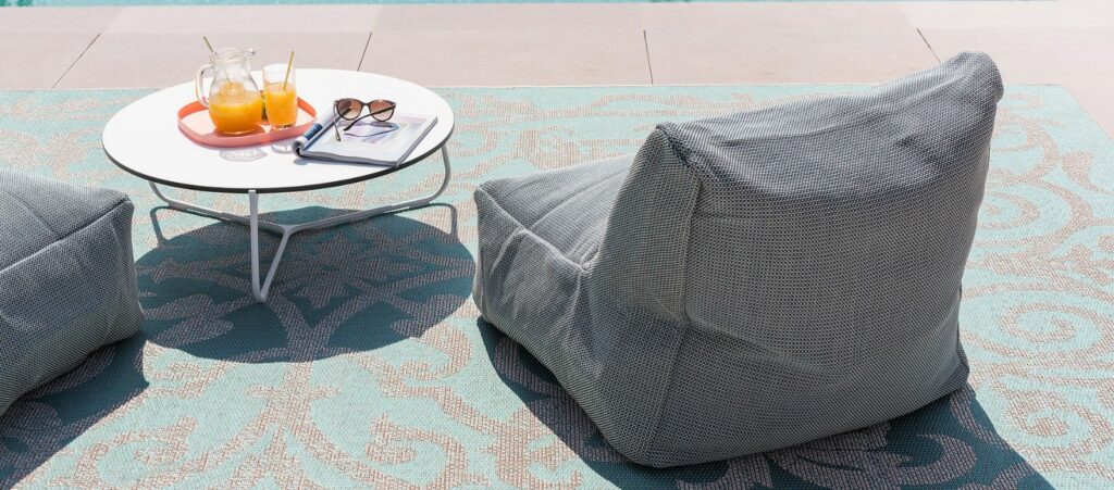 Roolf Living, l'ameublement extérieur | Label Maison